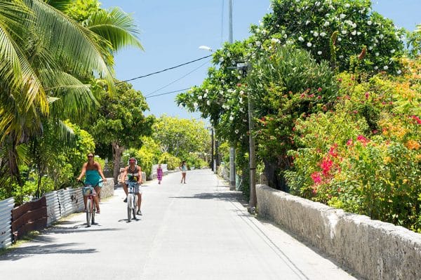 Village de Tiputa à Rangiroa - Tahiti Heritage