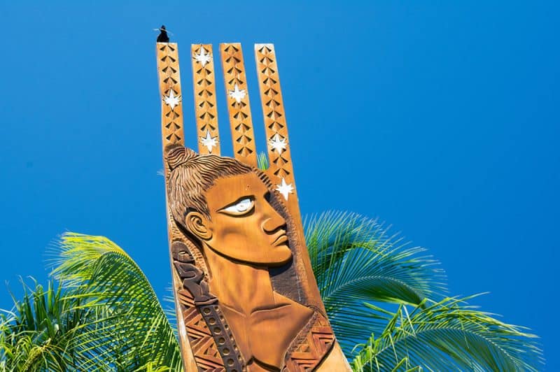 Monument de la pirogue Hokulea à Paofai, Papeete - Tahiti Heritage
