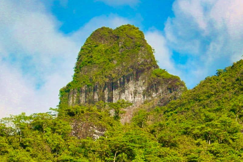Mont Rufe ou Uruhe - Tahiti Heritage
